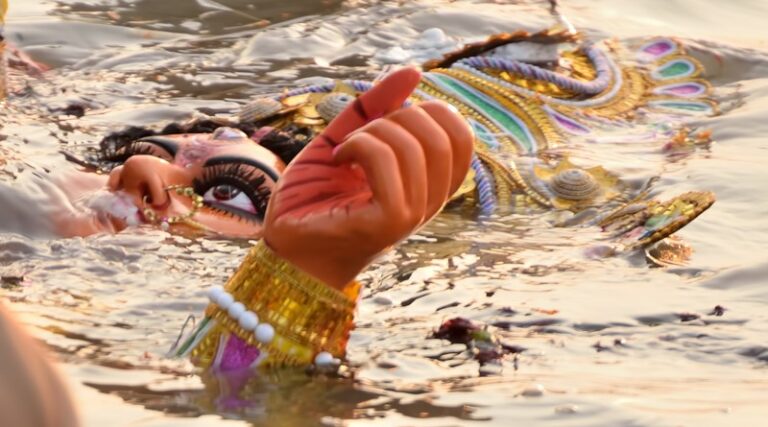 CPCB revises idol immersion guidelines; use of plastic, PoP as material ...